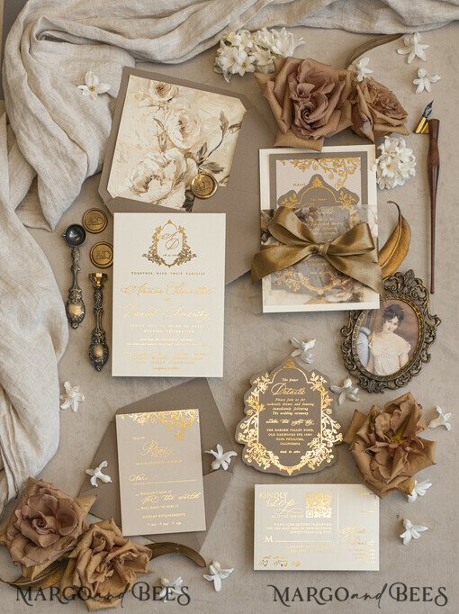 Vintage Baroque Wedding Invitation suite Beige Golden Fine art Roses ...